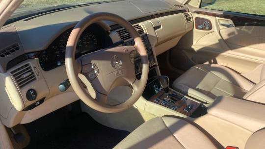 2002 E320 Interior