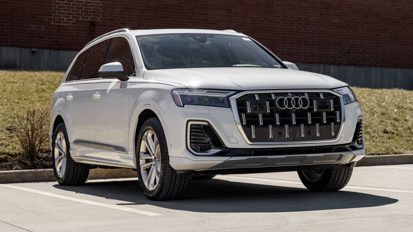 2025 Audi Q7 for Sale Near Me - iSeeCars.com