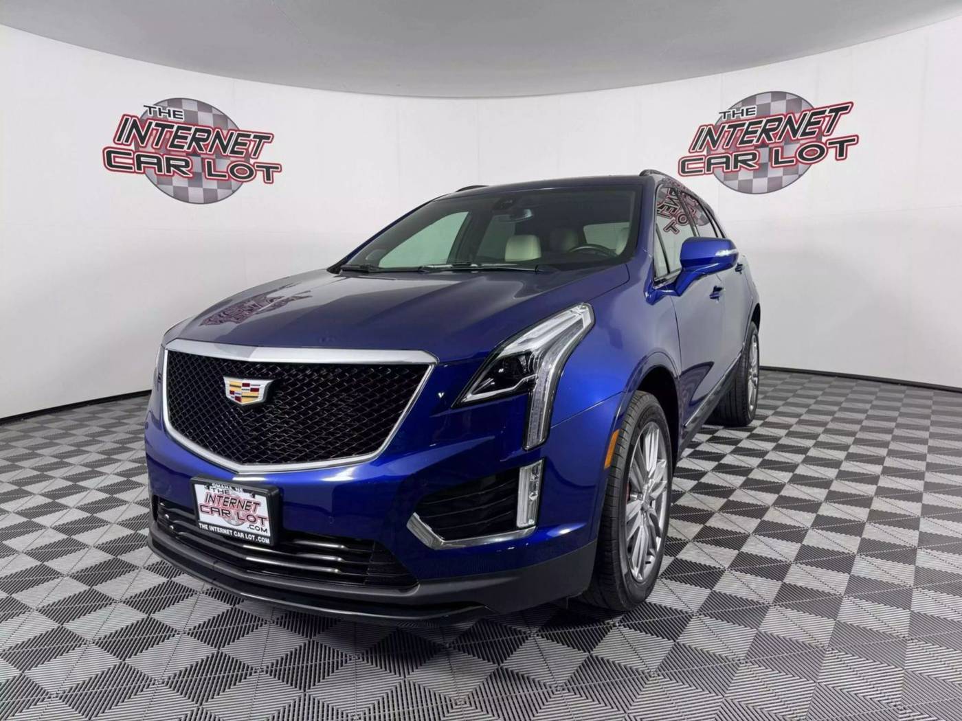 2023 Cadillac XT5 for Sale Near Me - iSeeCars.com