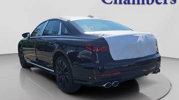 difference between audi s7 and s8