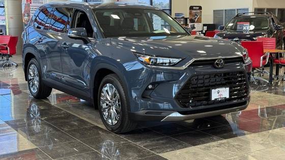 New 2025 Toyota Grand Highlander Platinum for Sale Near Me - TrueCar
