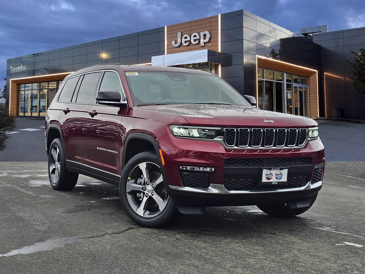2025 Jeep Grand Cherokee Pricing, Photos & Specs